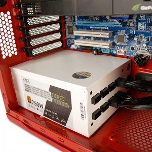 Carcasa NZXT Phantom 410 red - PC Garage